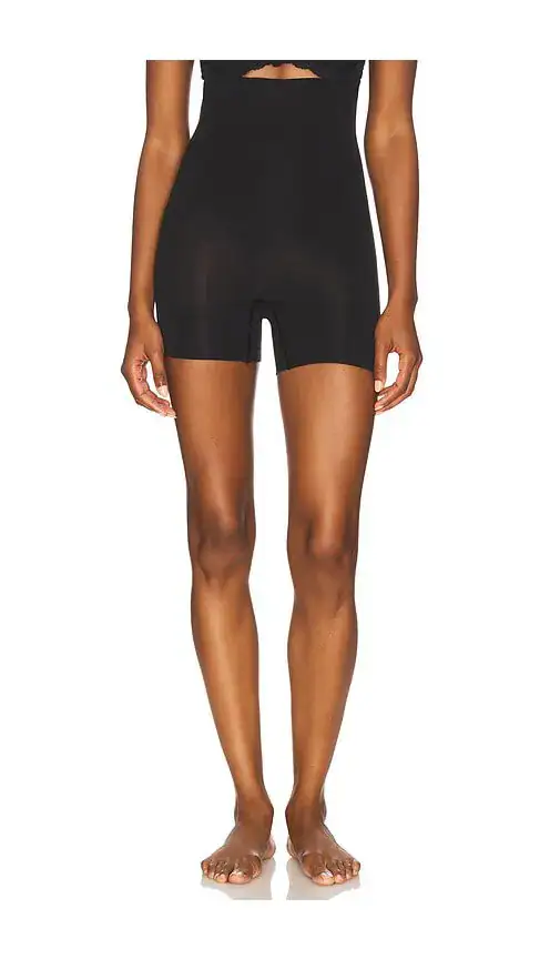 Spanx Spanxsculpt Seamless Power High Waisted Shorty In Black - Very Black | Editorialist